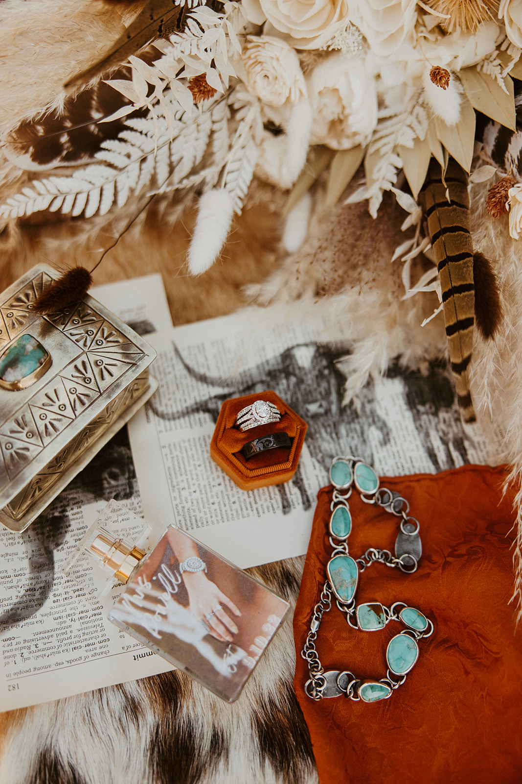 Bohemian Western Wedding In Montana - tawneebreephoto.com