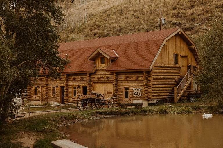 Western Wedding at a Ranch in The Mountains of Colorado ...