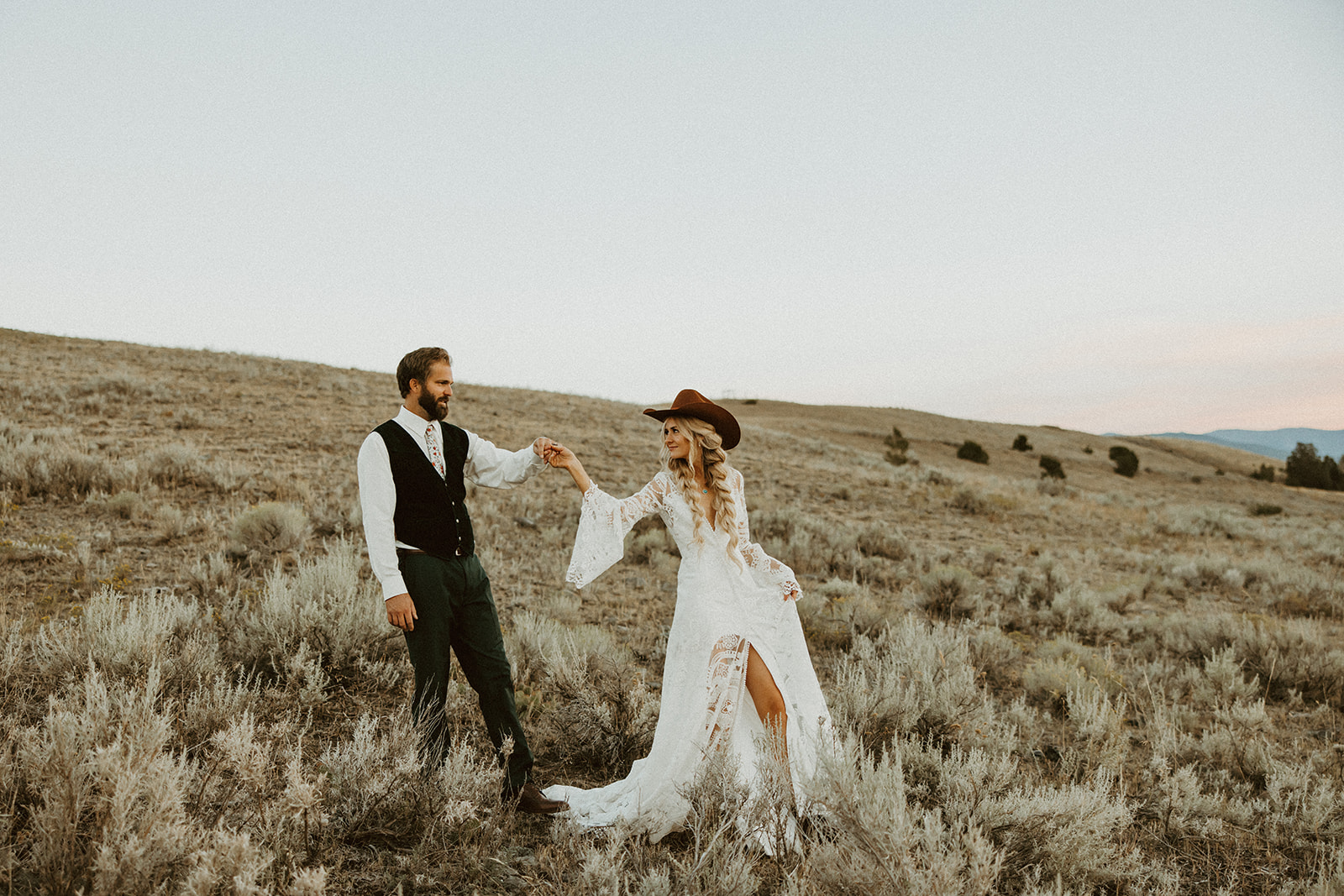 Boho Western Wedding Inspiration | Montana Wedding Photographer ...