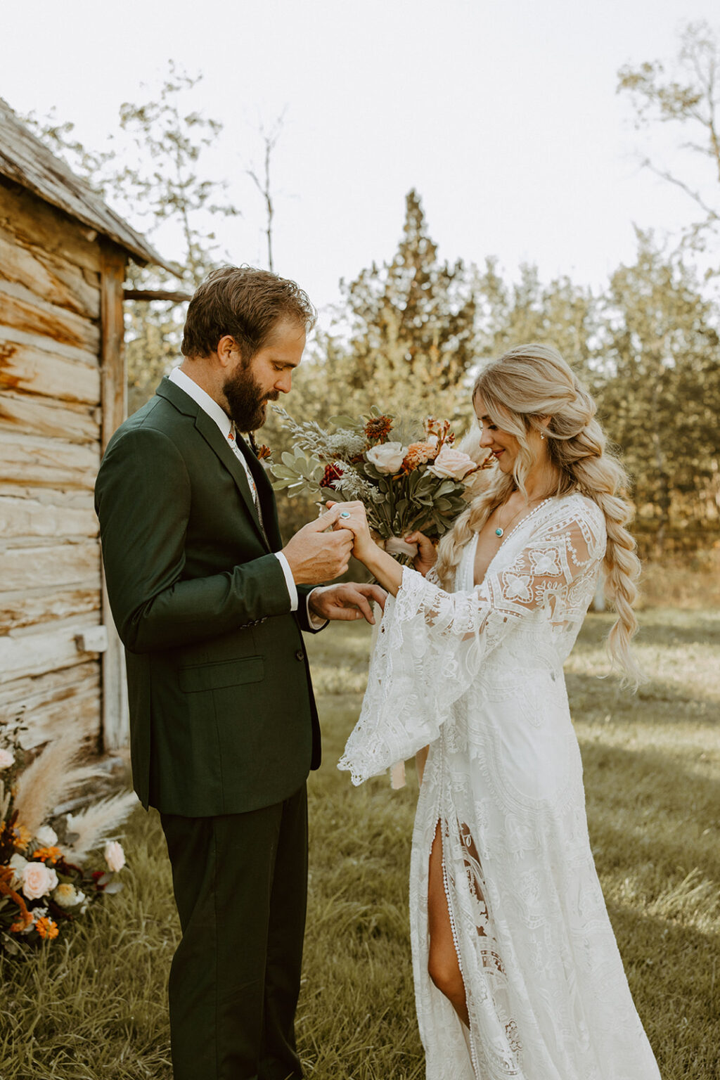 Boho Western Wedding Inspiration | Montana Wedding Photographer ...